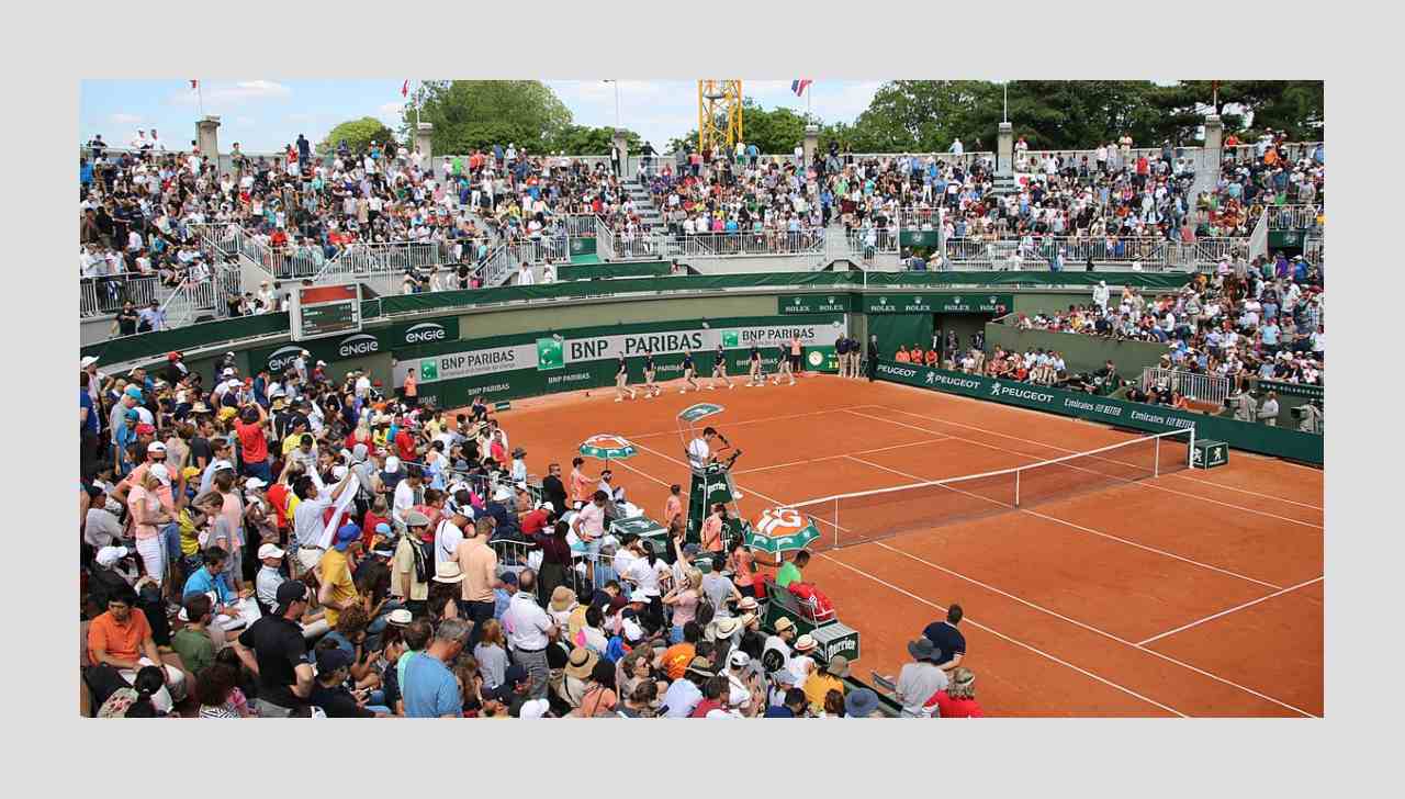 French Open 2022: Świątek To Face Gauff In Roland Garros Final For ...